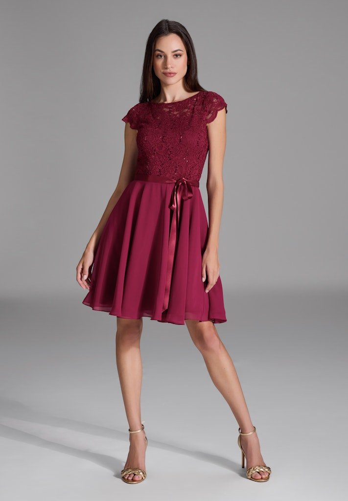 Liliana dress Ruby red – Dresses Boutique B.V.